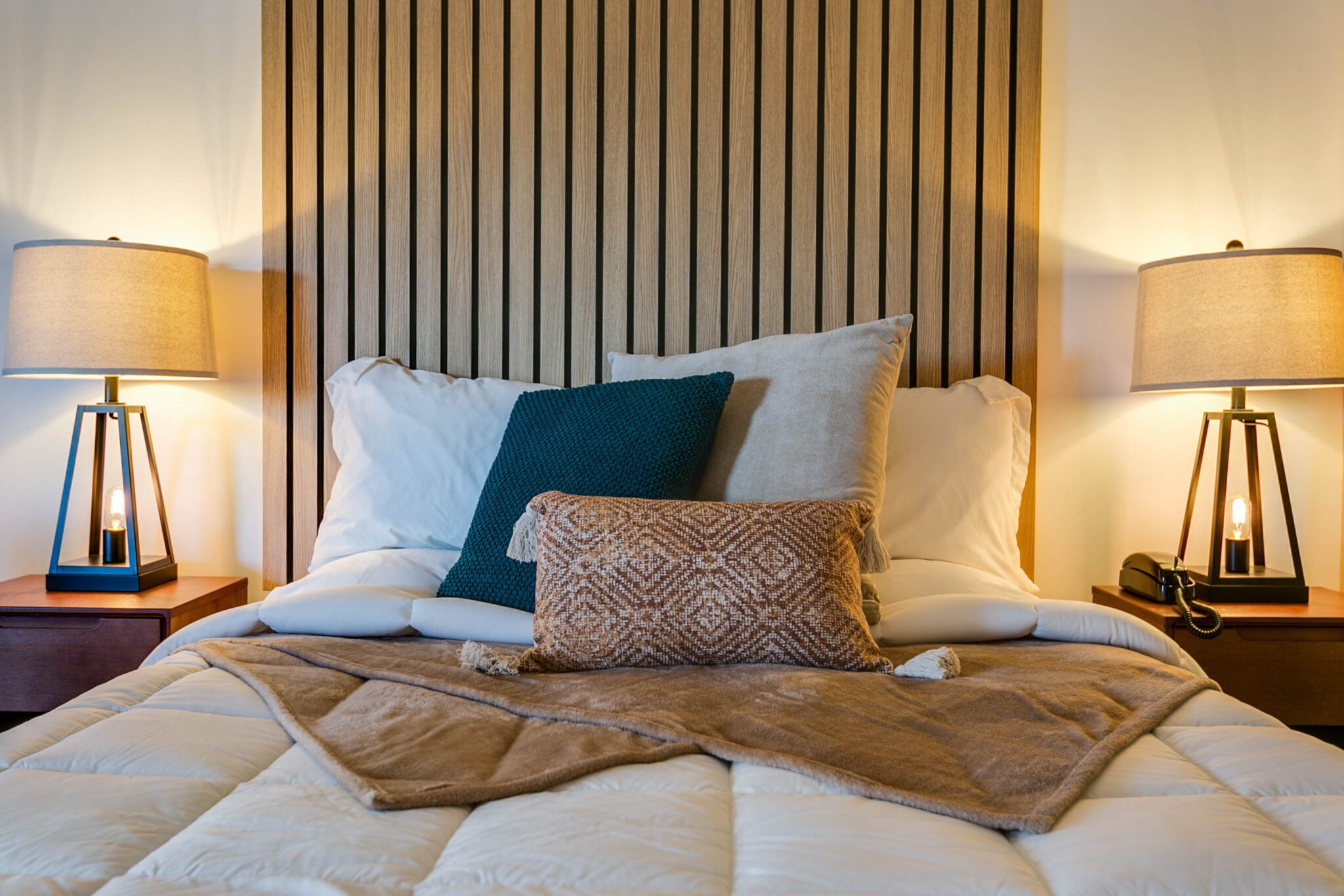 Queens of the Concho - Queen Rooms at Angoria Hotel